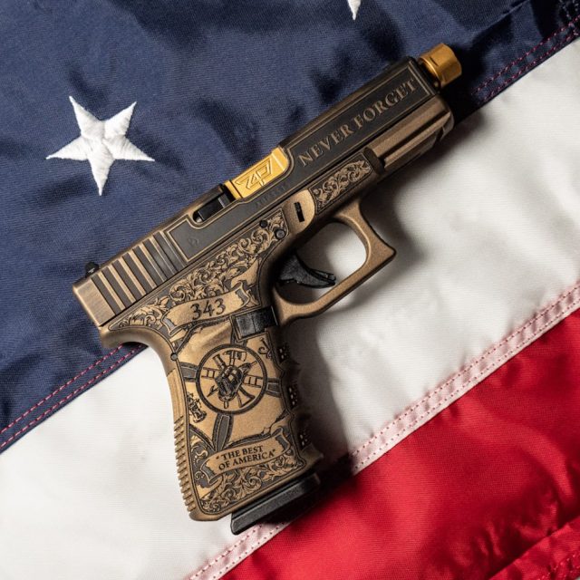 Glock 19 9mm Special Edition 911 Commemorative - GUNTALK [20 SPOT ...