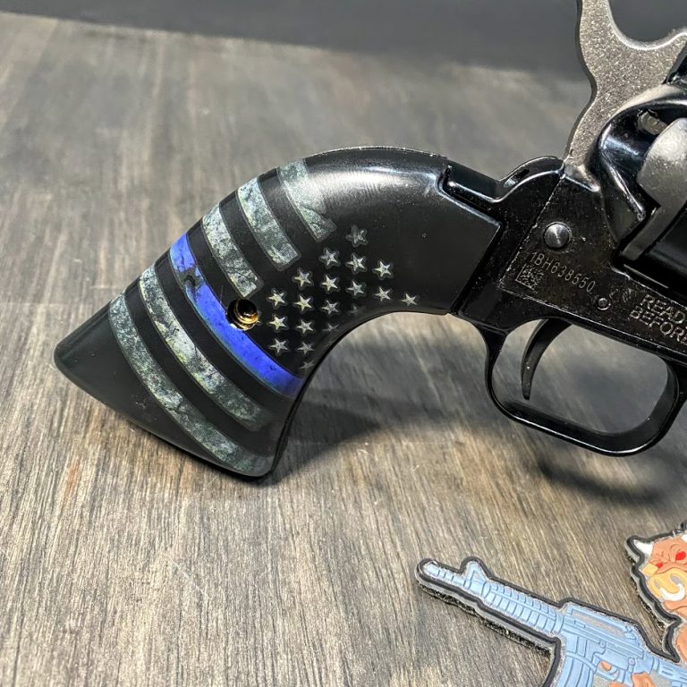 Heritage Rough Rider .22LR 6.5" Thin Blue Line - GUNTICKETS [10 SPOT ...