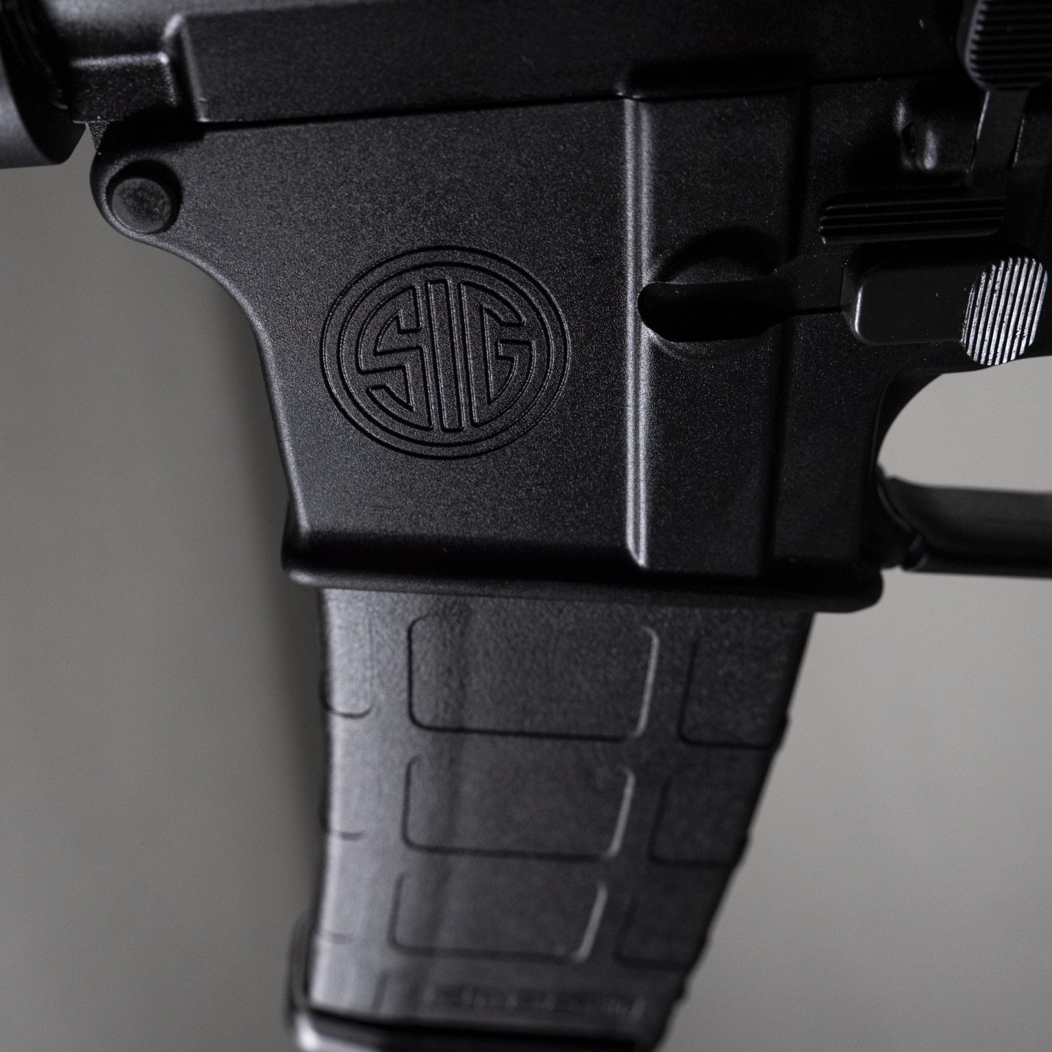 Sig Sauer M400 TREAD V2 5.56mm - GUNBROS
