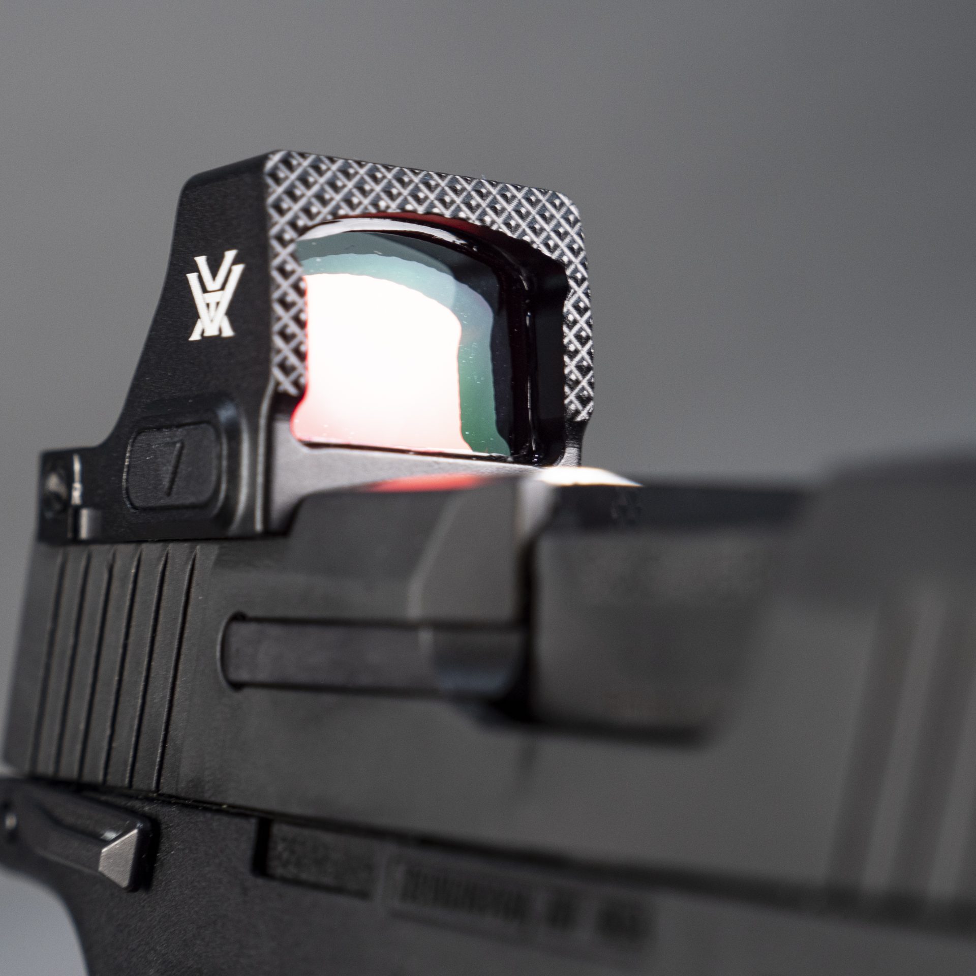 VORTEX Defender-CCW Red Dot - GUNBROS