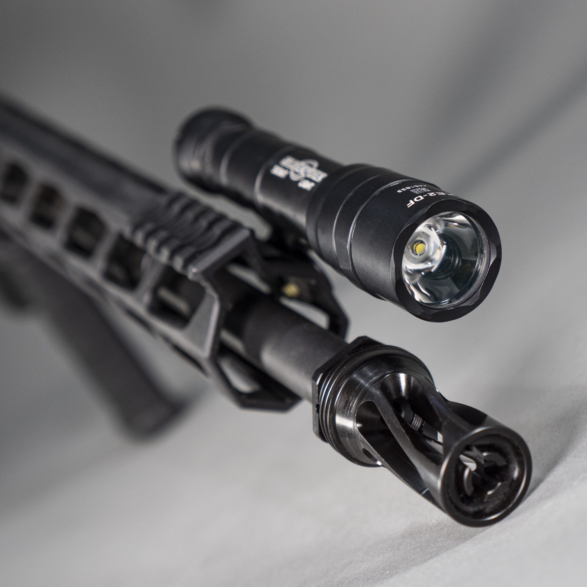 Surefire M640DF Scout Light Pro - GUNBROS