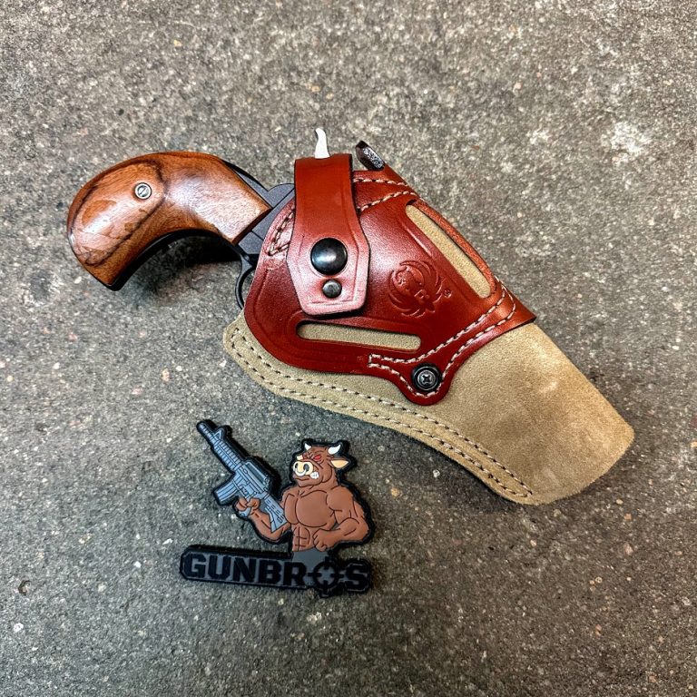 Ruger Wrangler Birdshead .22LR Cobalt Cerakote w/ Holster - GUNTICKETS ...