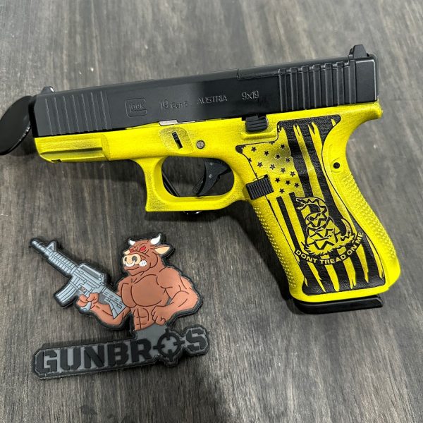 Glock 19 MOS 9mm Gadsden Flag Cerakote - GUNTICKETS [10 SPOT] - GUNBROS